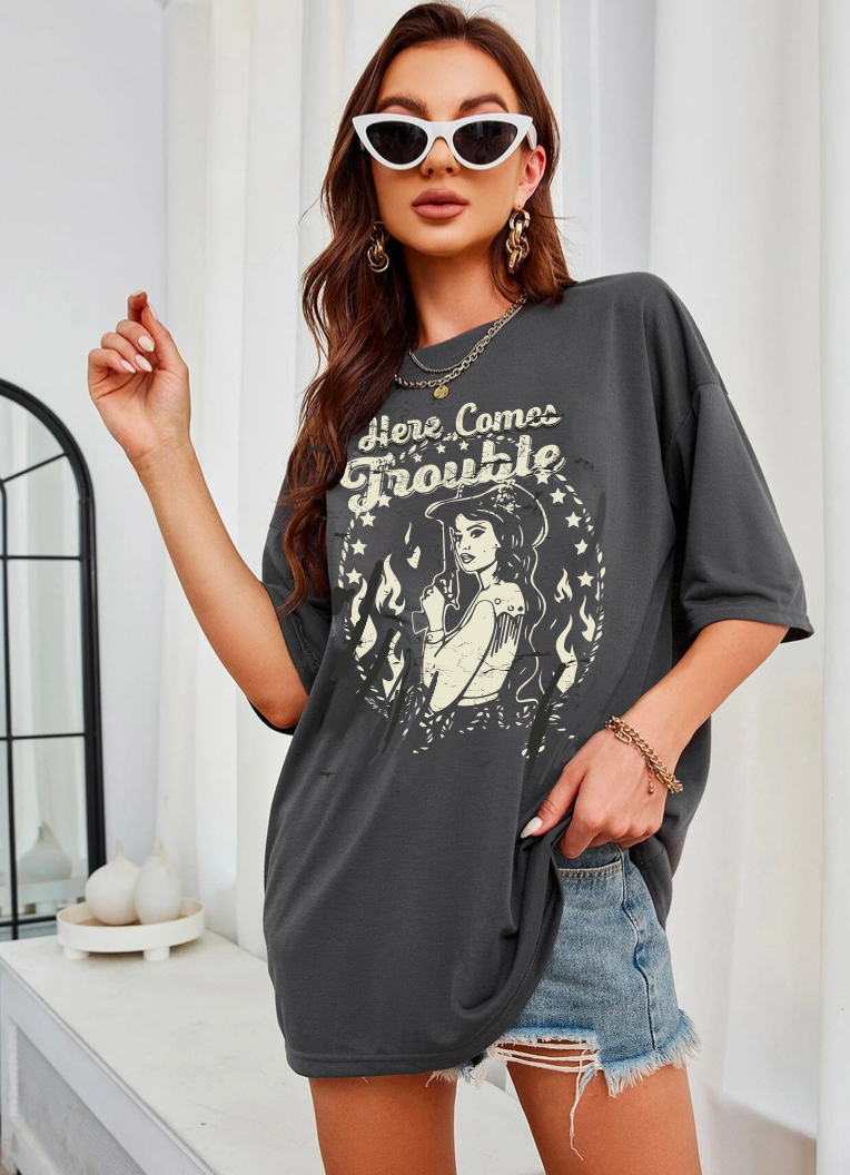 Here Comes Trouble 80's 'OVERSIZED TEE – Country Deep